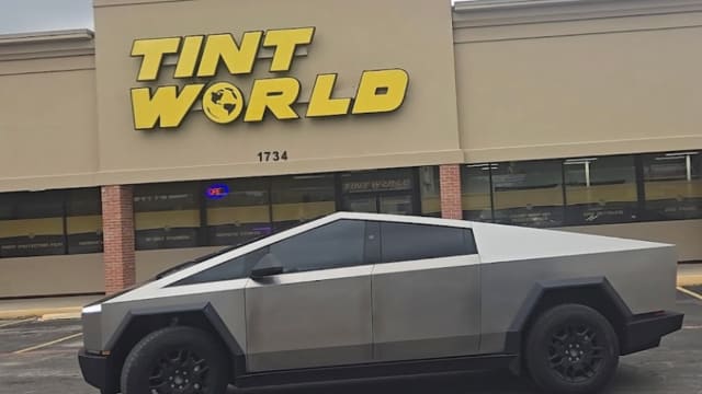UV Car Window Tinting Services Near Me | Tint World