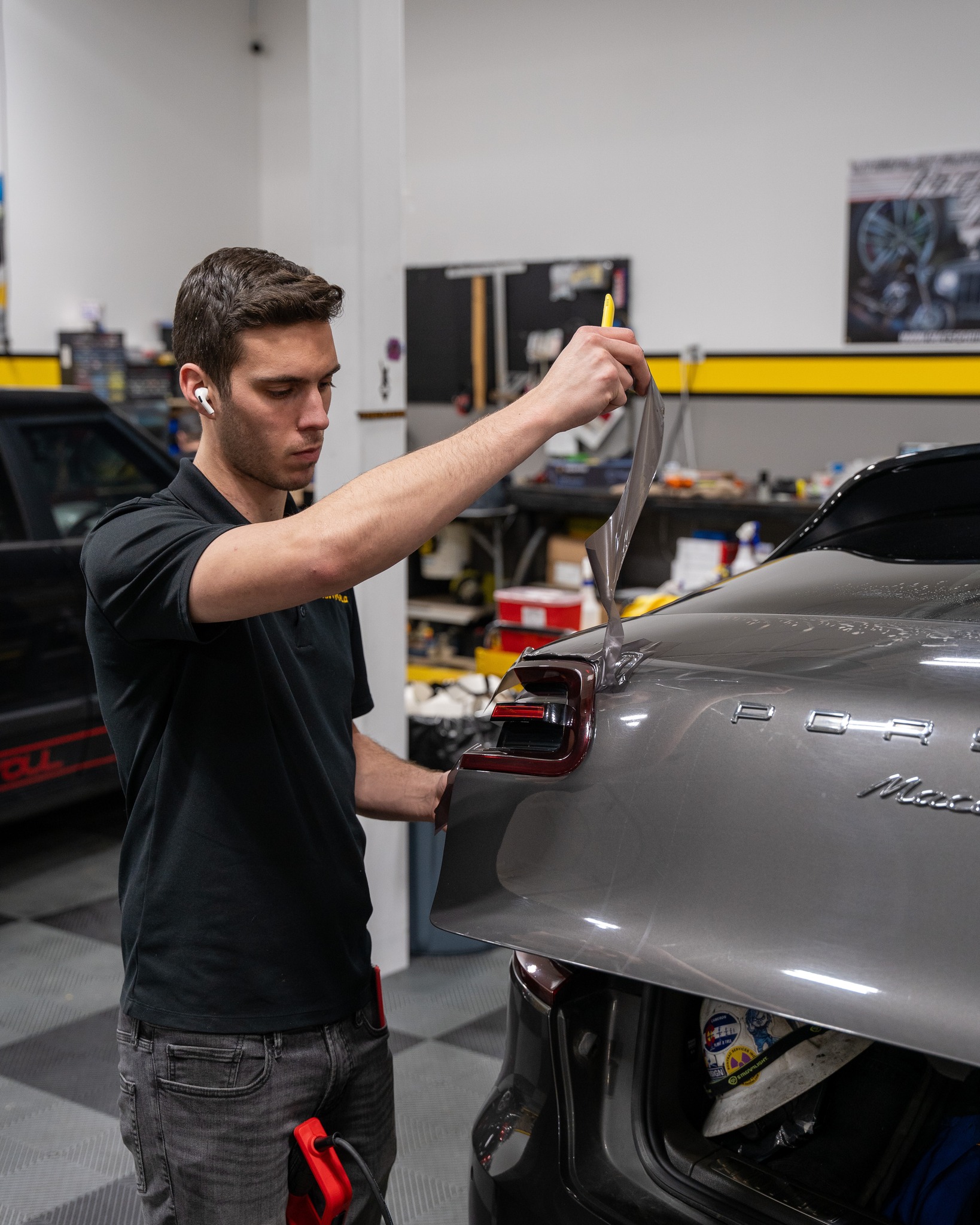 Tail Light Tinting Near Me in West Philadelphia (19139) | Vehicle Service
