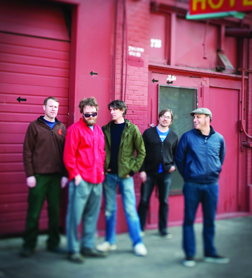 Pavement - Festiva.is