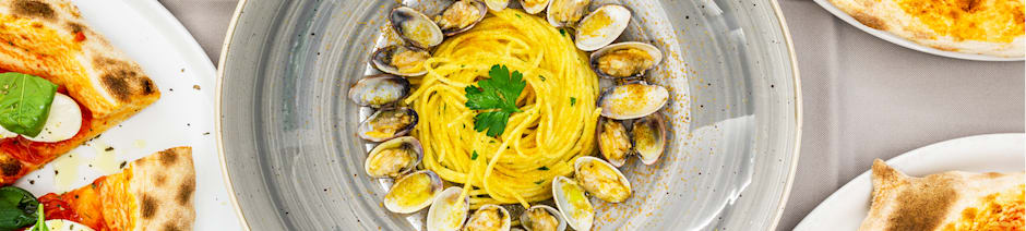 Café Laumer Frankfurt am Main - Essen Bestellen | Lieferando.de