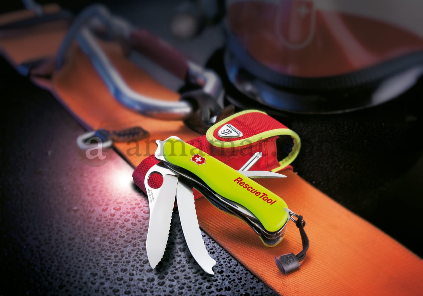 Victorinox Rescue Tool (2024) - Armamat