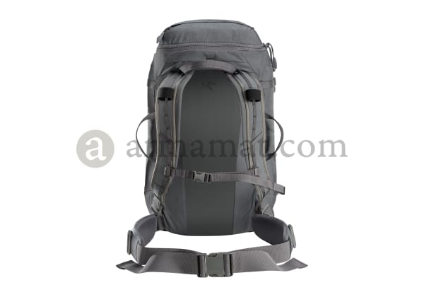 Arc'teryx Assault Pack 30 (2024) - Armamat