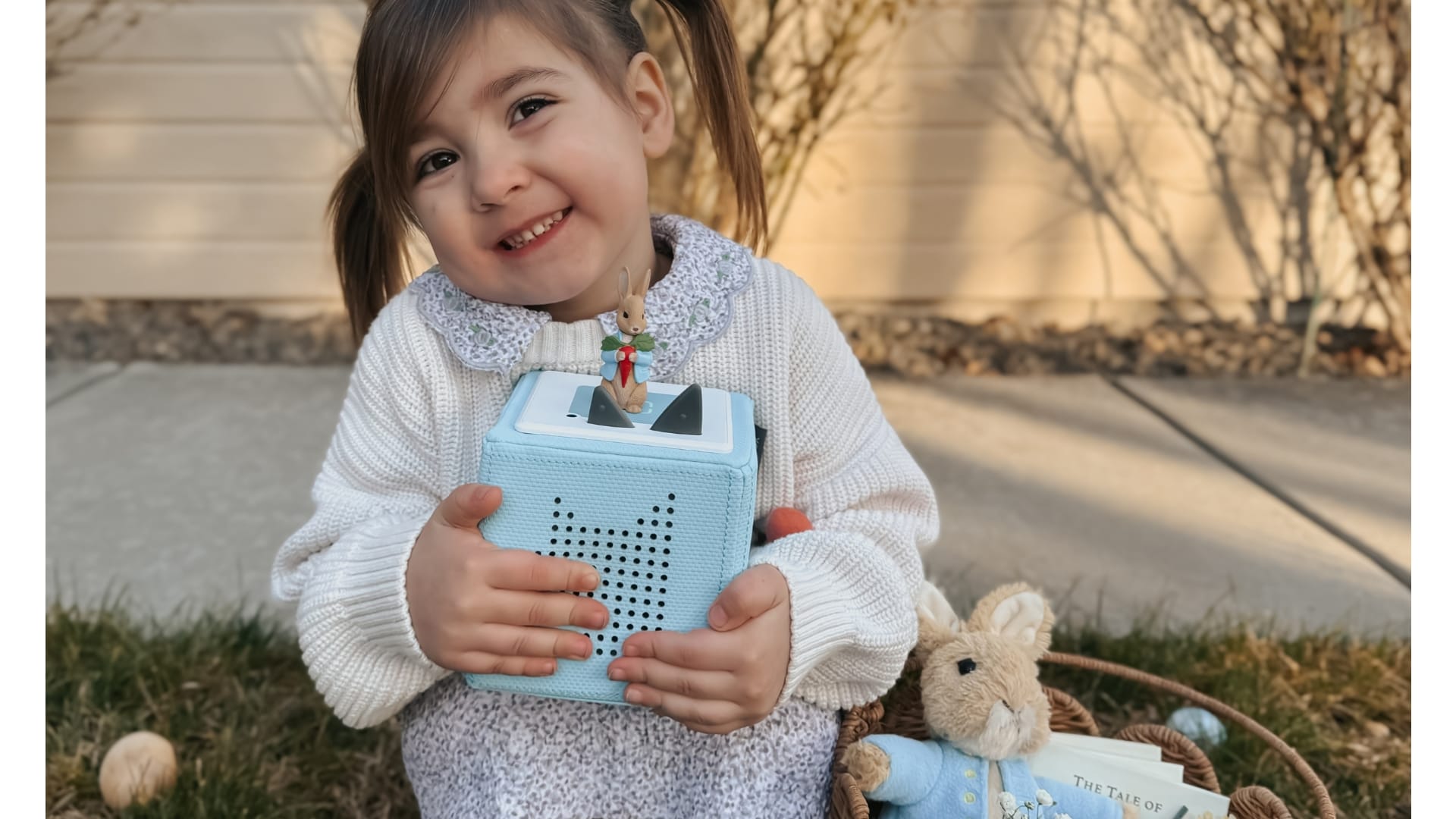tonies® | 8 egg-citing Easter egg hunt ideas for kids
