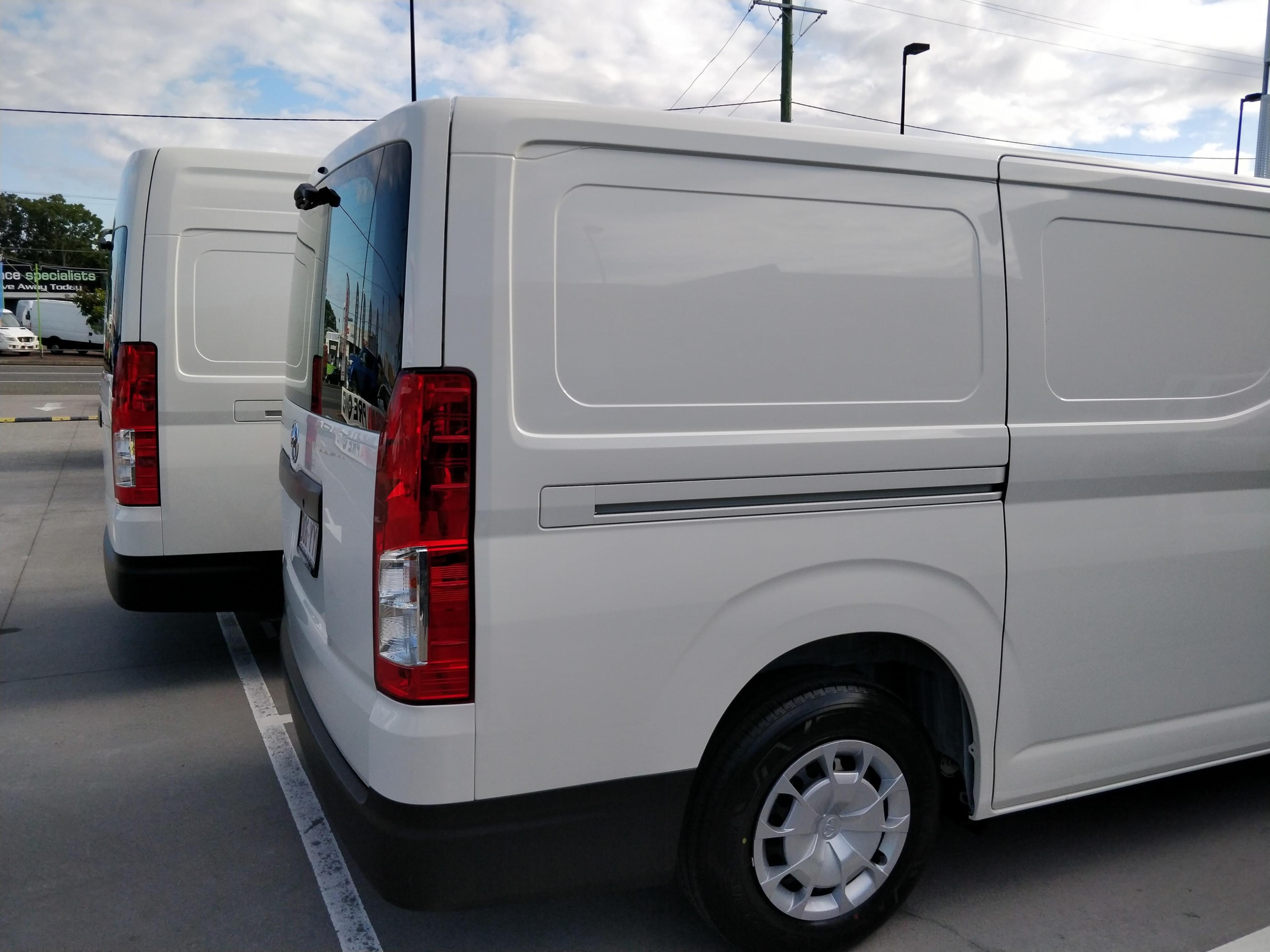 Review: 2019 Toyota HiAce | Motorama