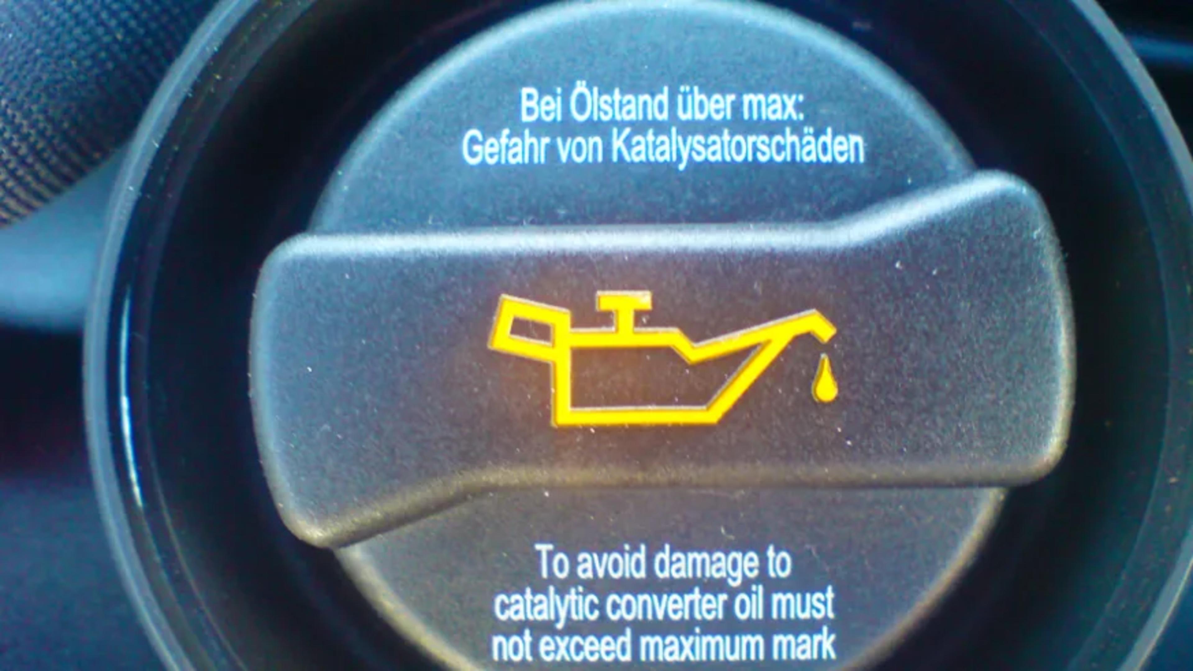 How to Choose the Right Engine Oil | Motorama