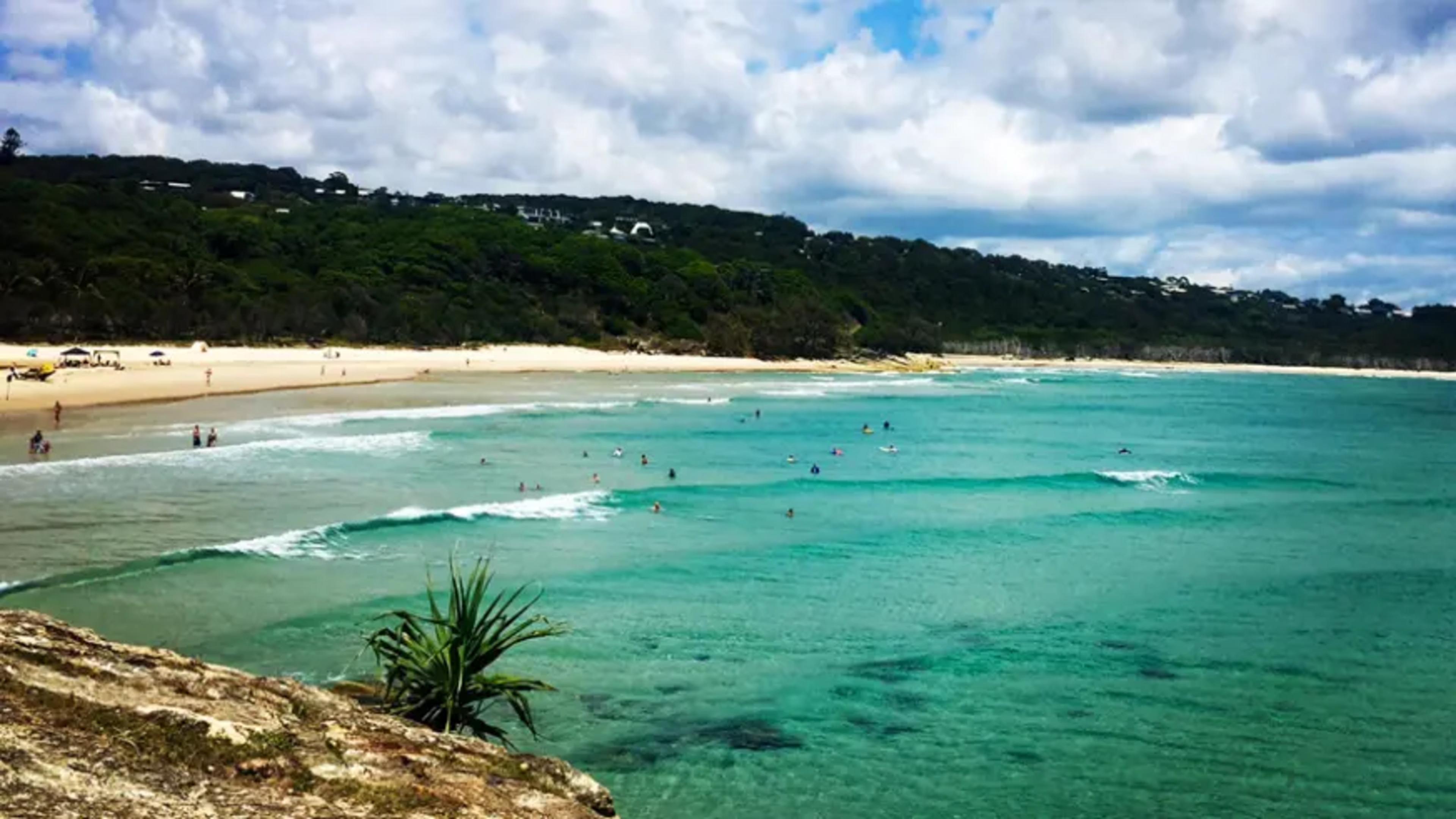 4X4XMORE Best Beaches: Stradbroke Island | Motorama