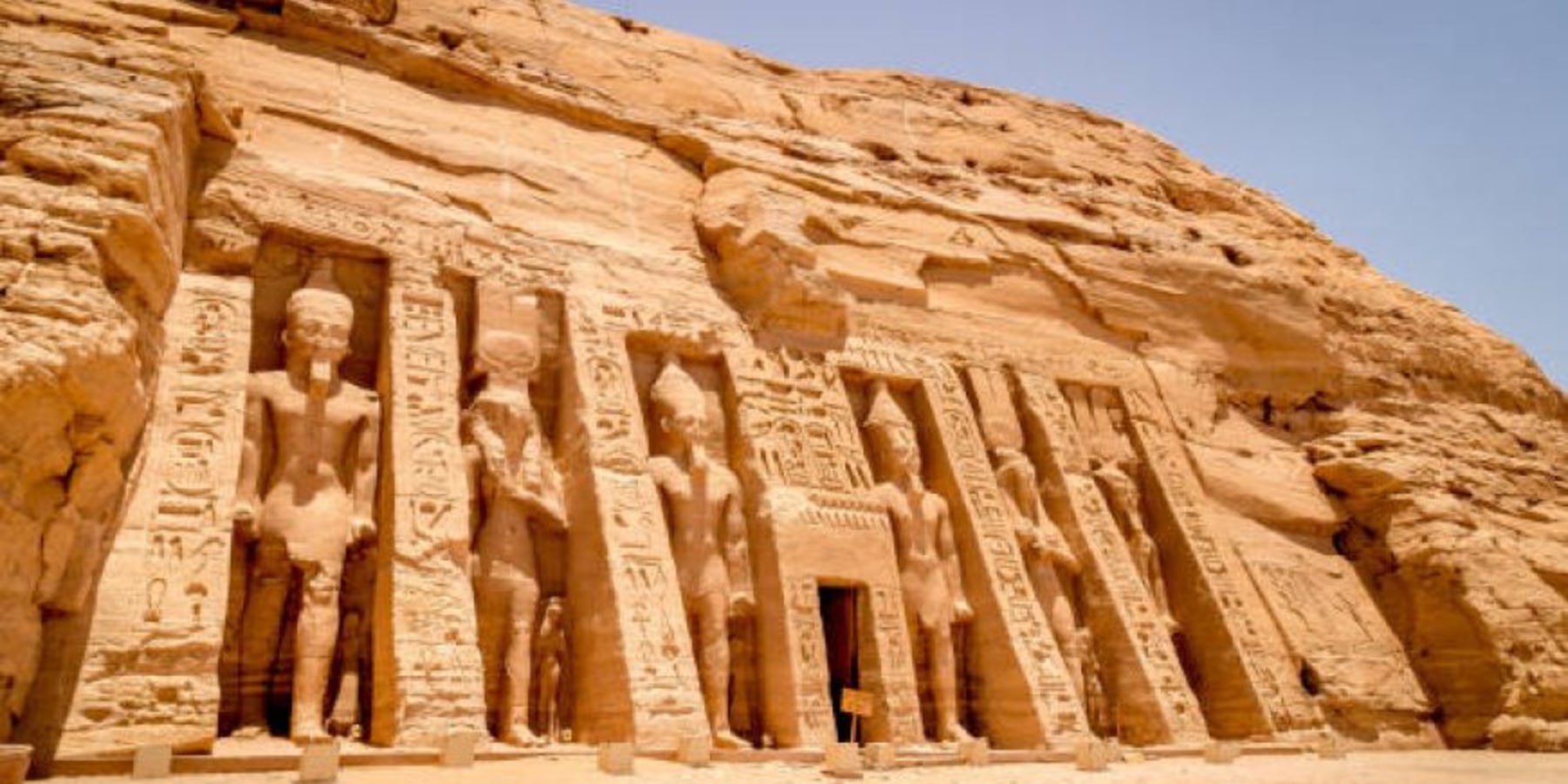 5 Reasons Why You Should Visit Egypt Right Now 5 Reasons Why You Should Visit Egypt Right Now