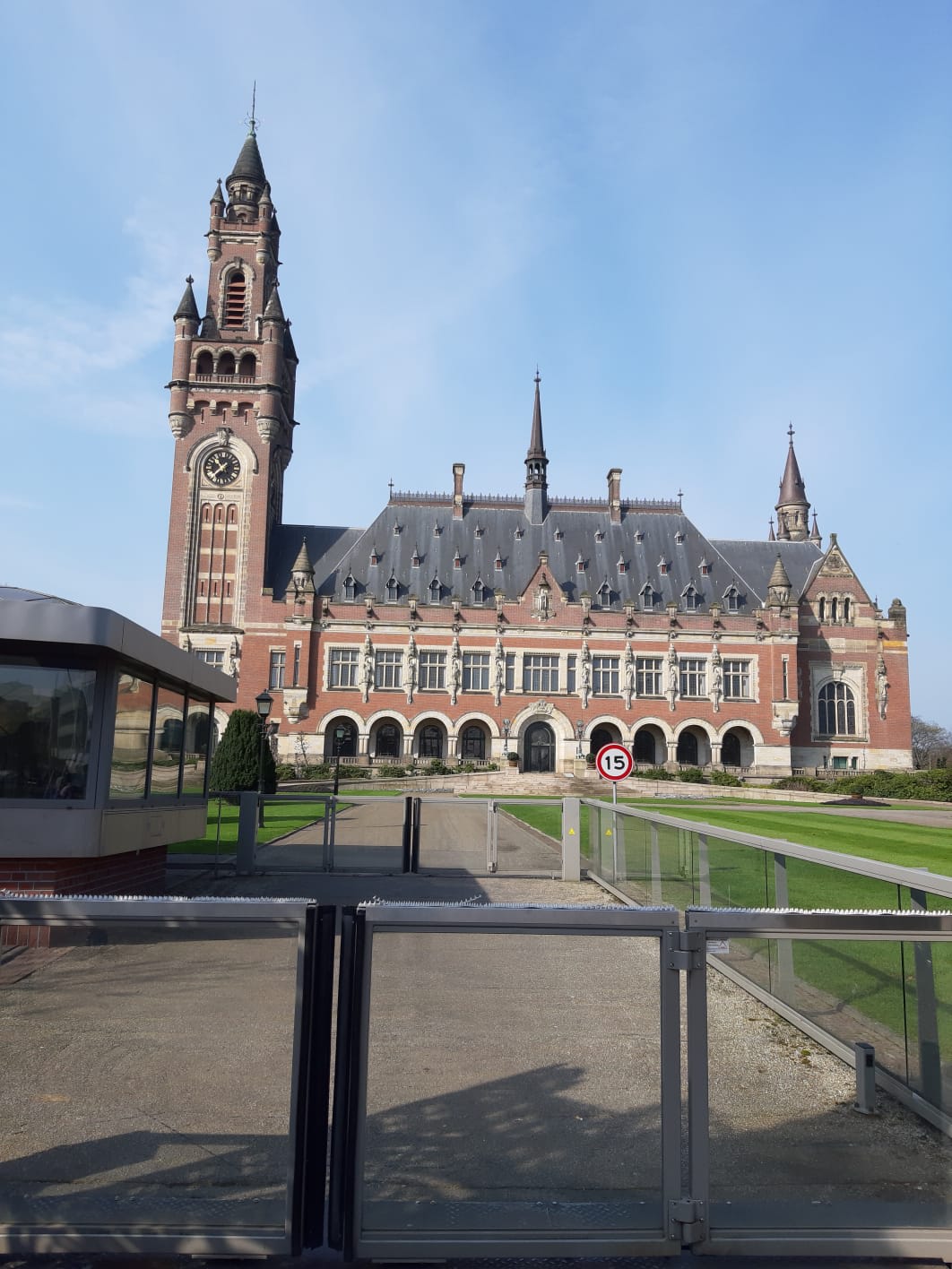Walk around the important institutions of The Hague - live online tour ...