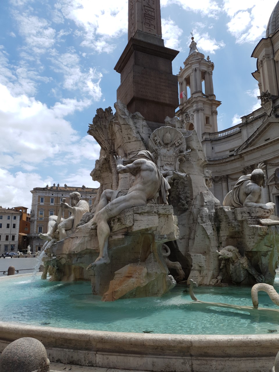 See the Famous Piazzas and Fountains of Rome - live online tour from Rome