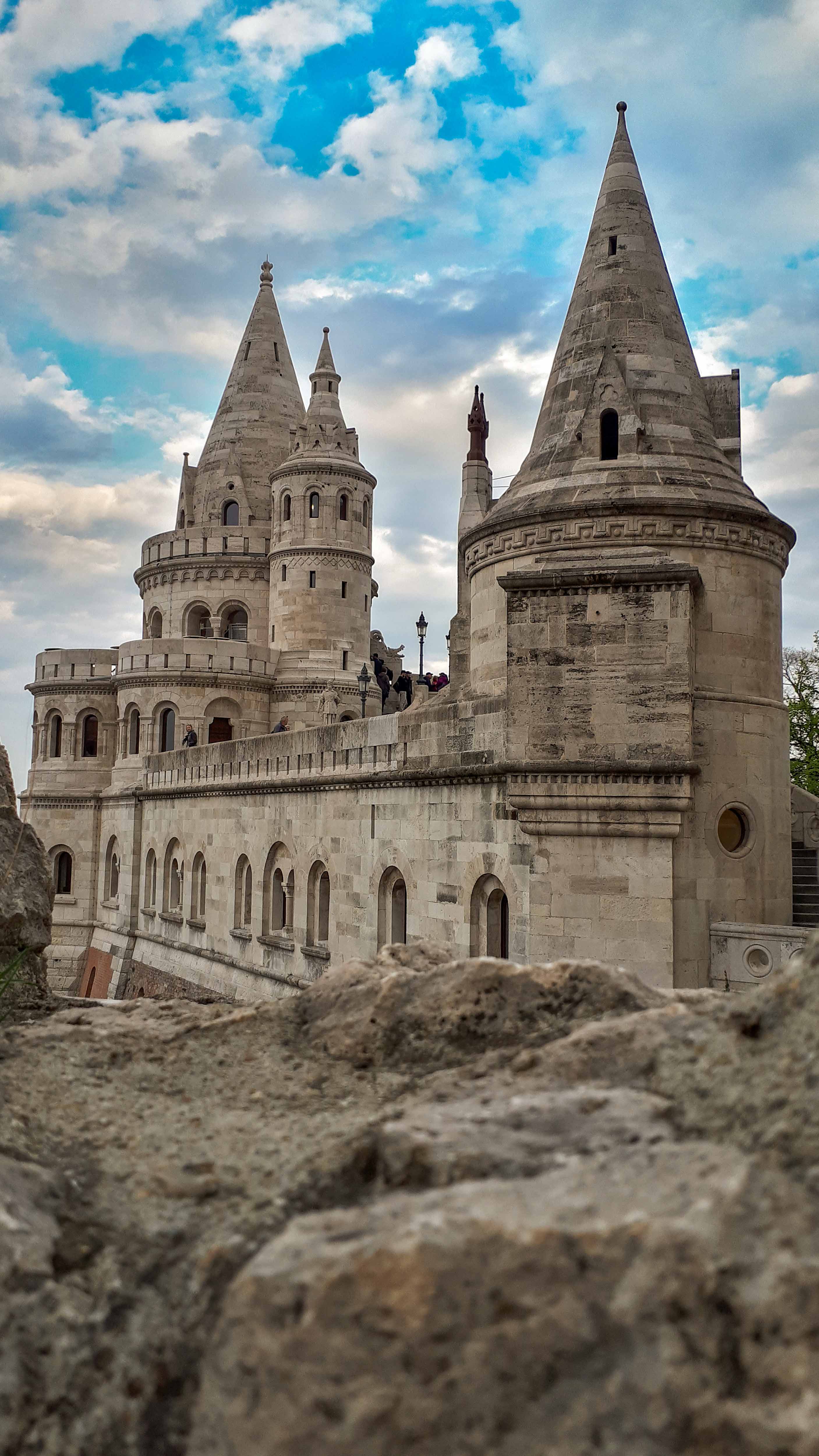 Walk through the highlights of Buda Castle District - live online tour ...