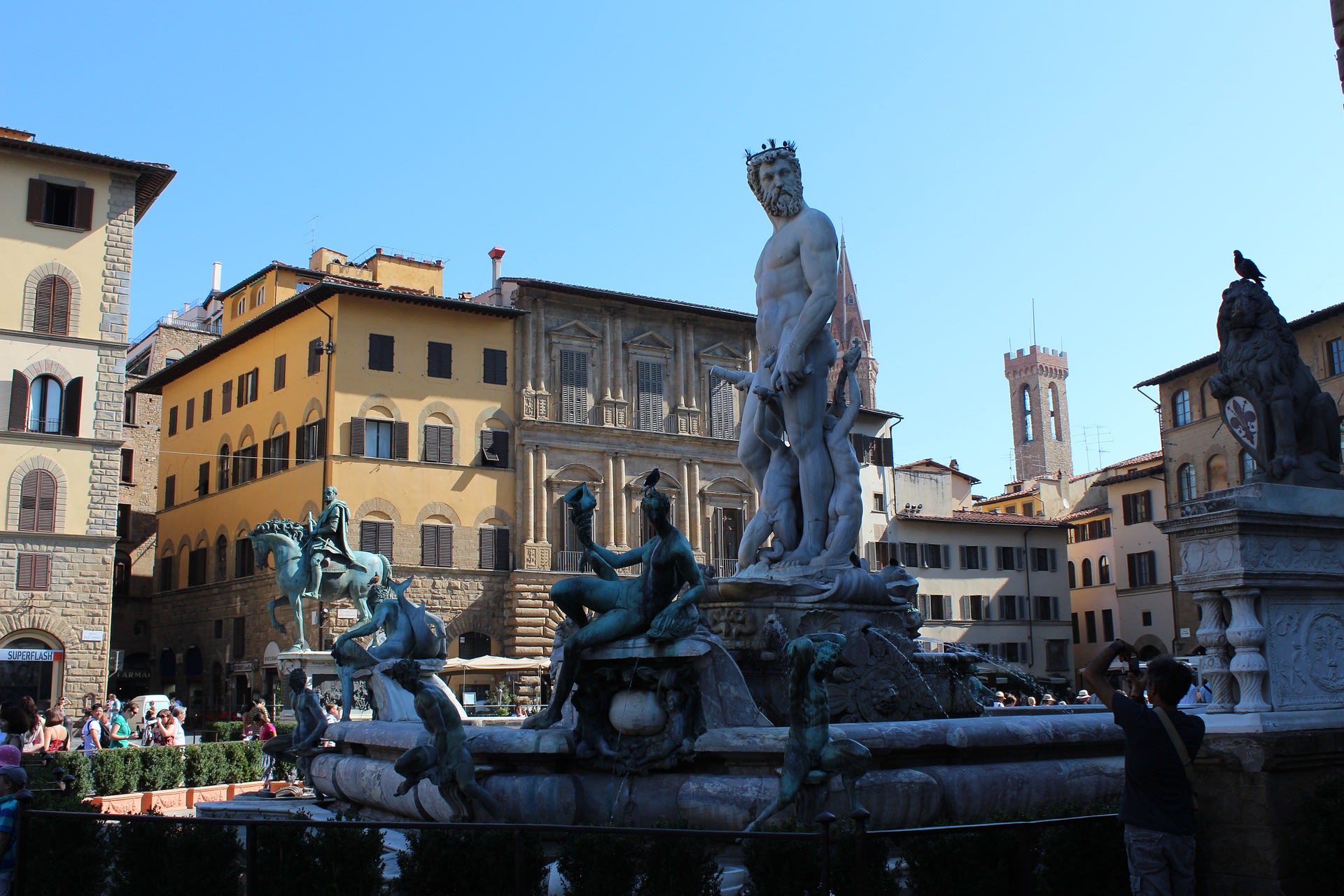 Uncover the History of the famous Medici Family - live online tour from ...