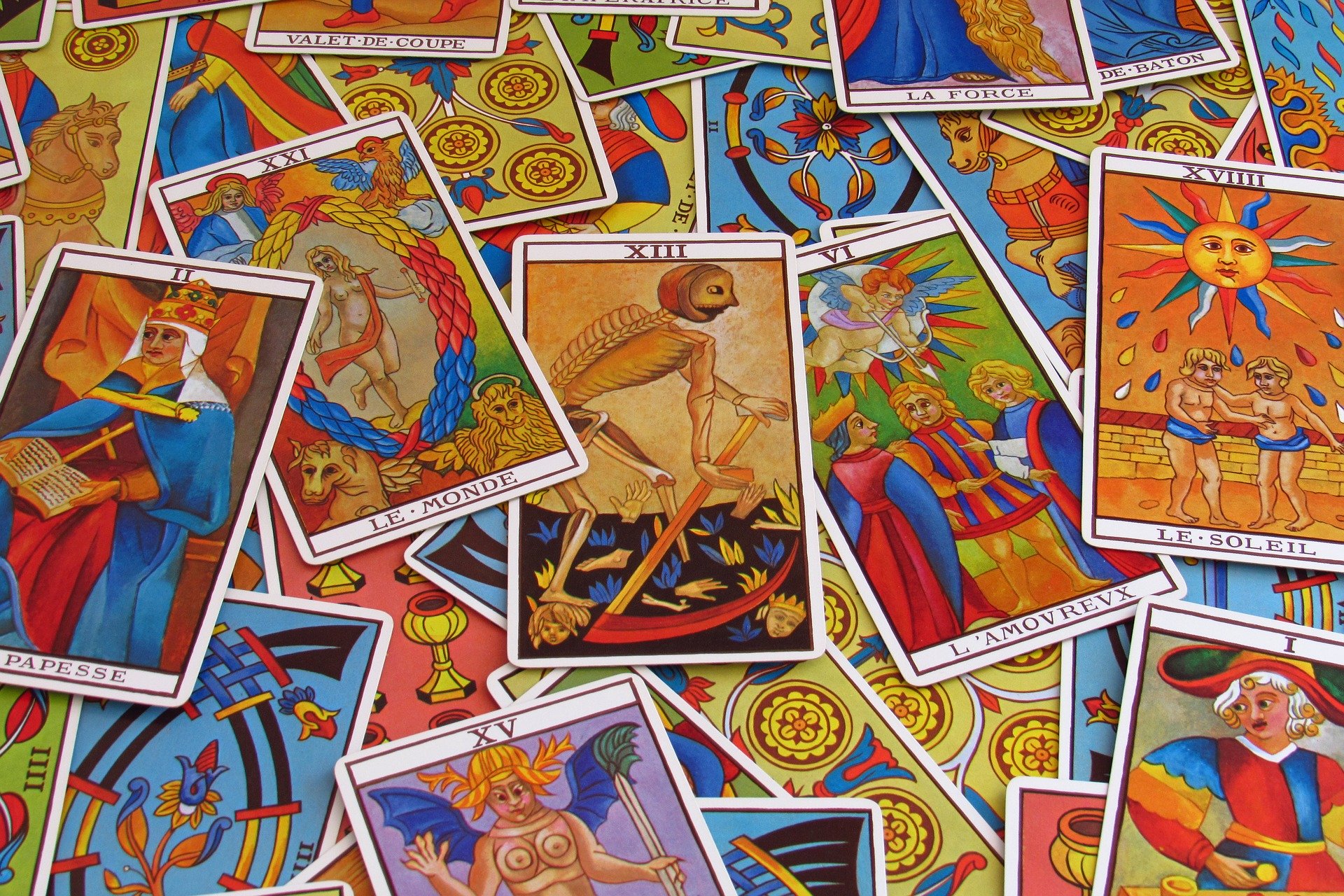 have-your-tarot-cards-read-live-online-tour-from-delhi