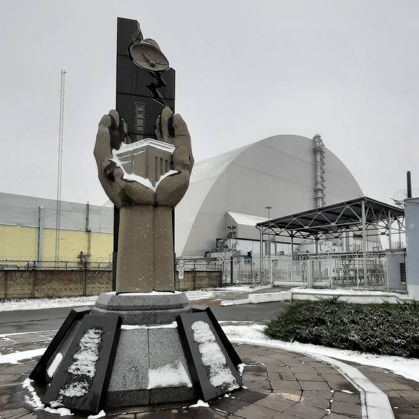 Walk around Chernobyl and learn about the worst nuclear disaster in ...