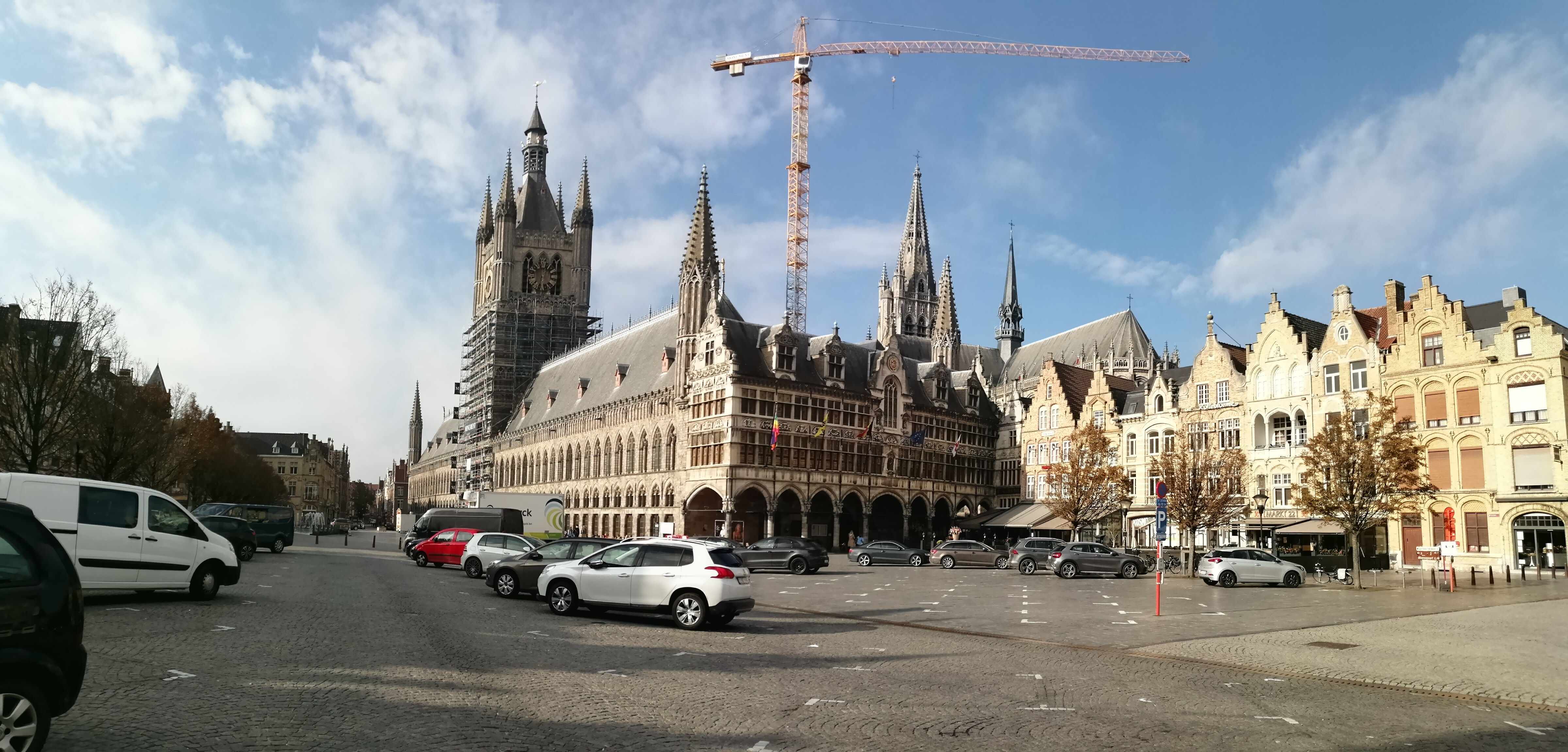 Walk Through the City Centre of Ypres - live online tour from Ypres