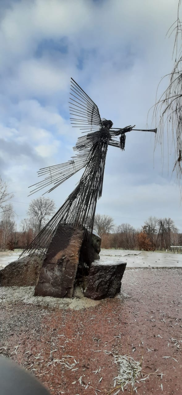 Walk around Chernobyl and learn about the worst nuclear disaster in ...