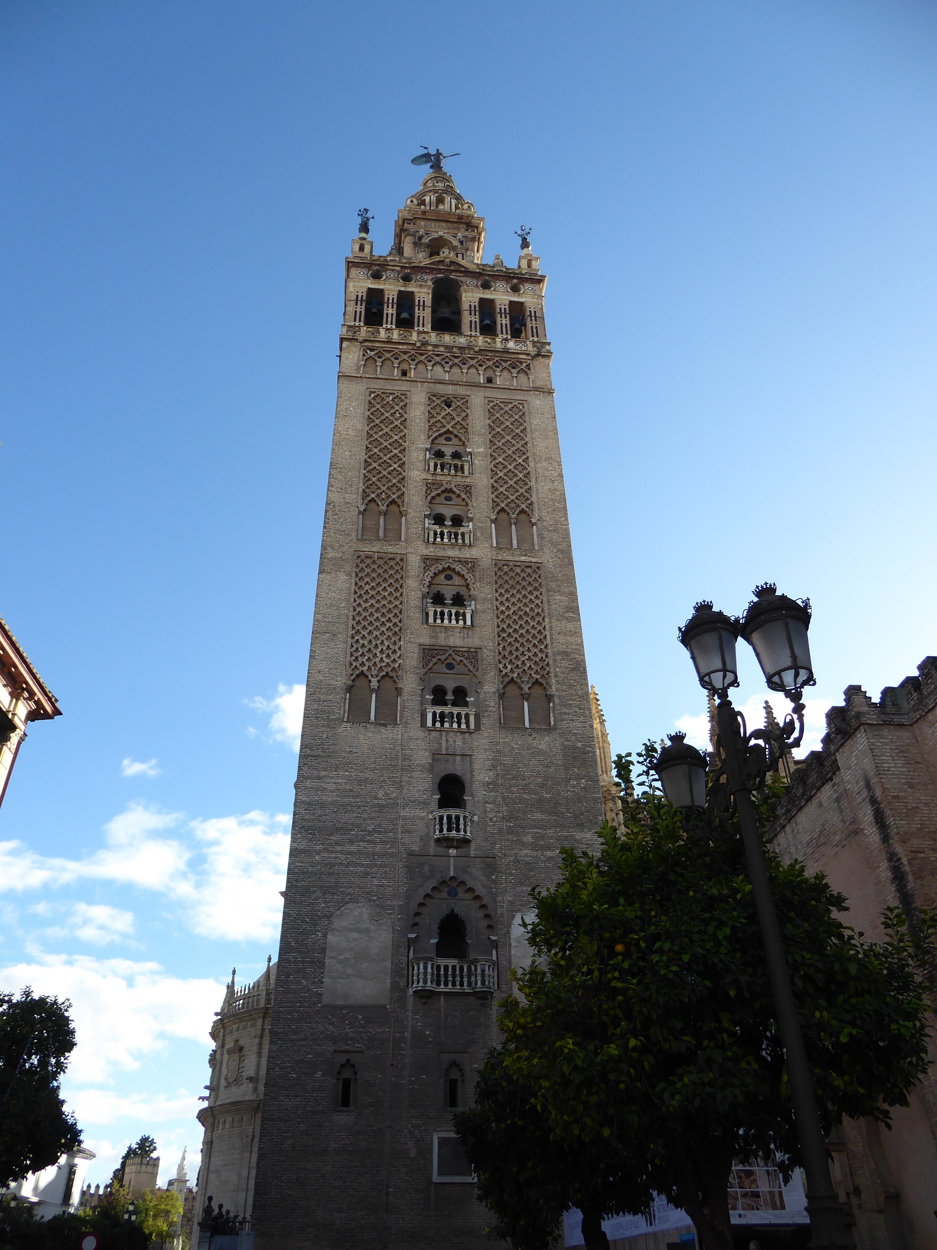Explore the cultural and historical landmarks of Seville - live online ...