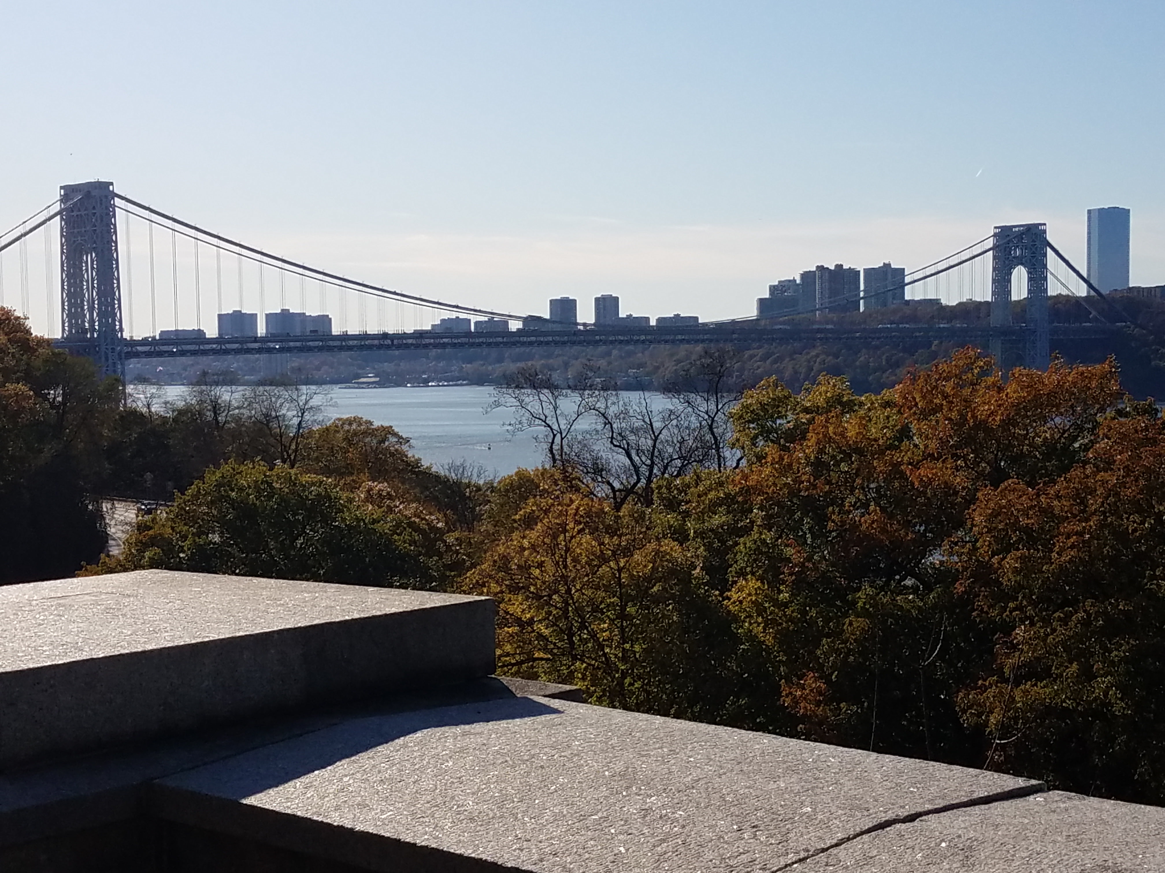 Head to the Hilly Fort Tryon Park - live online tour from New York
