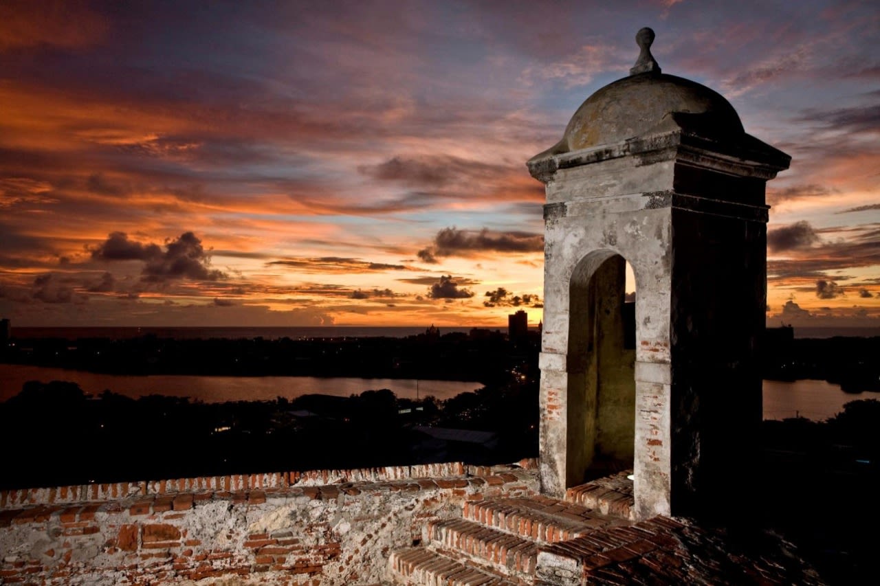 Visit the Walled City of Cartagena - live online tour from Cartagena