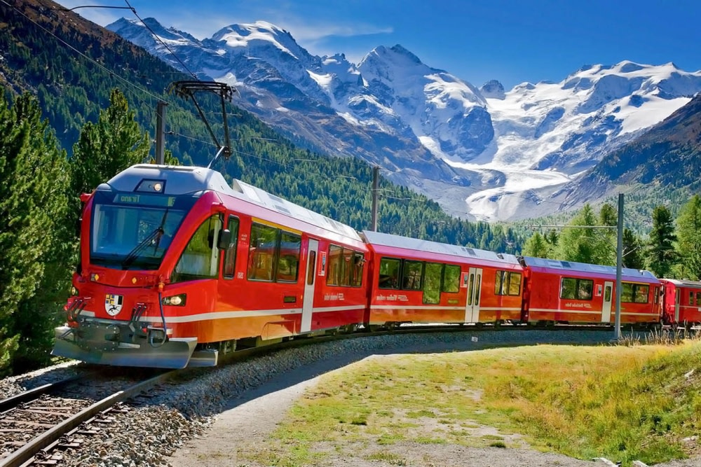 Milan, Sankt Moritz, Swiss Alps - 1 hour Group Tour Package | Nature ...