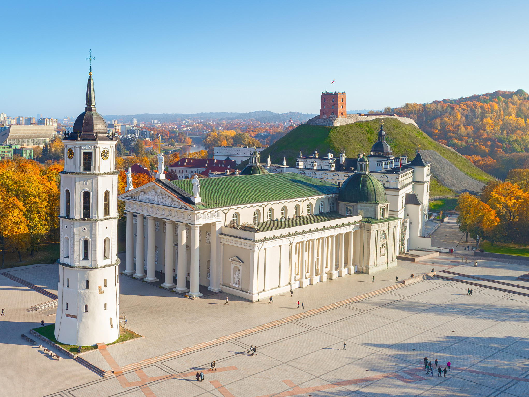 Lukiškės Square | Vilnius Private Tours | Travel Curious
