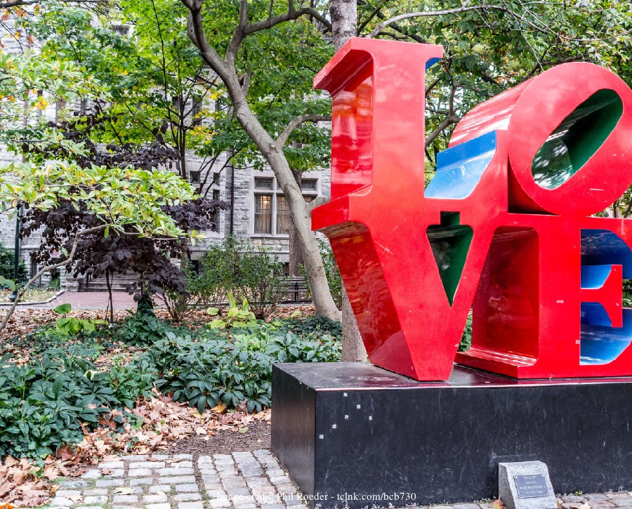 LOVE Sculpture | Philadelphia Tours | Travel Curious