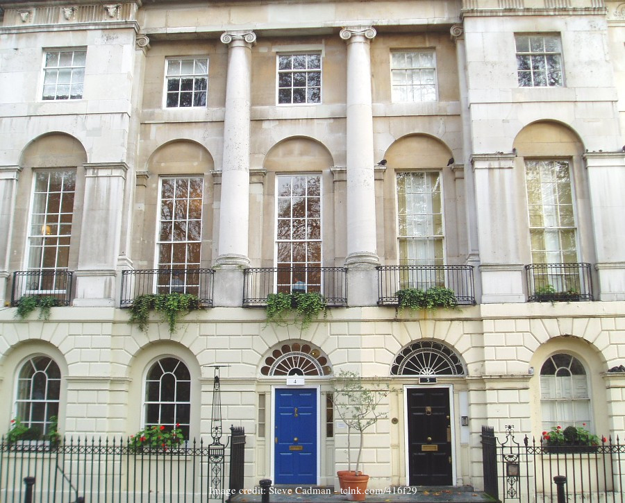 Fitzroy Square | London Private Tours | Travel Curious