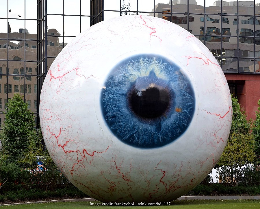 Giant Eyeball, Dallas