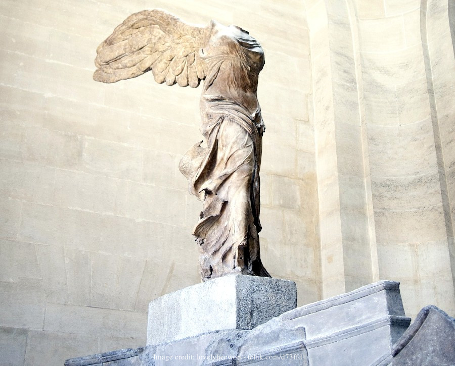 The Victory of Samothrace Tours | Paris Tours | Travelcurious.com
