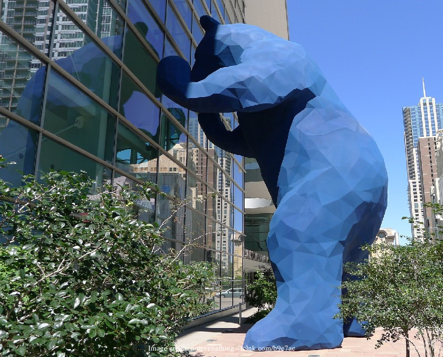 Big Blue Bear | Denver Private Tours | Travel Curious