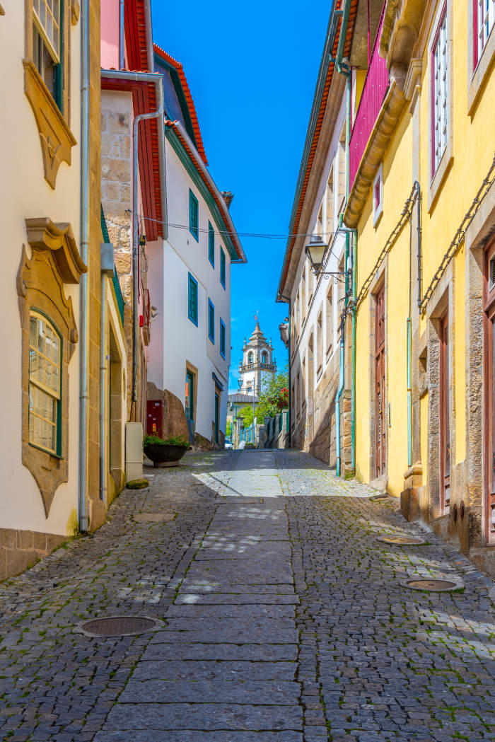 Porto Walking Tour: History Gardens and Churches