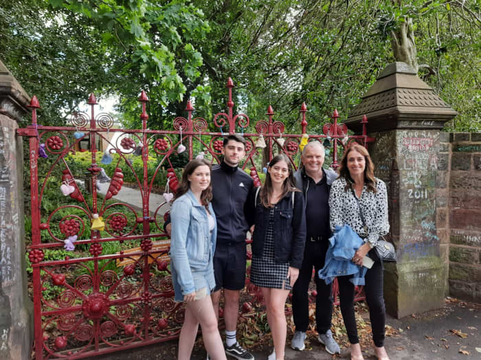 Liverpool Scavenger Hunt & Self-Guided Audio Walking Tour