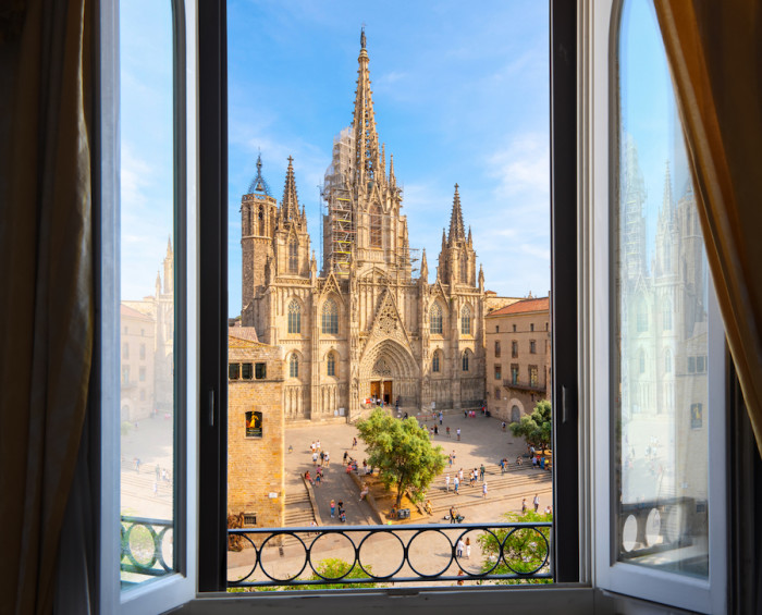 Girona and Dali Museum Full Day tour from Barcelona