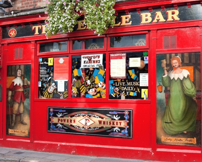 Real Dublin Traditional Music Pub Tour