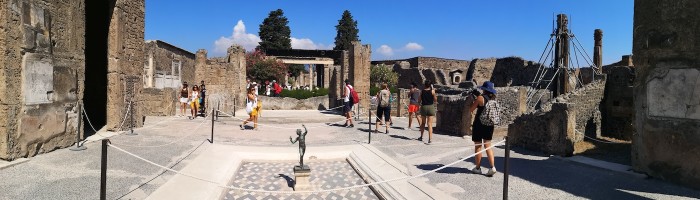 Shore Excursion:Pompeii & Mount Vesuvius with Lunch