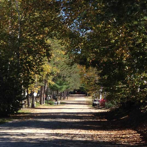 Camping Au Petit Lac Simon - Tourisme Outaouais