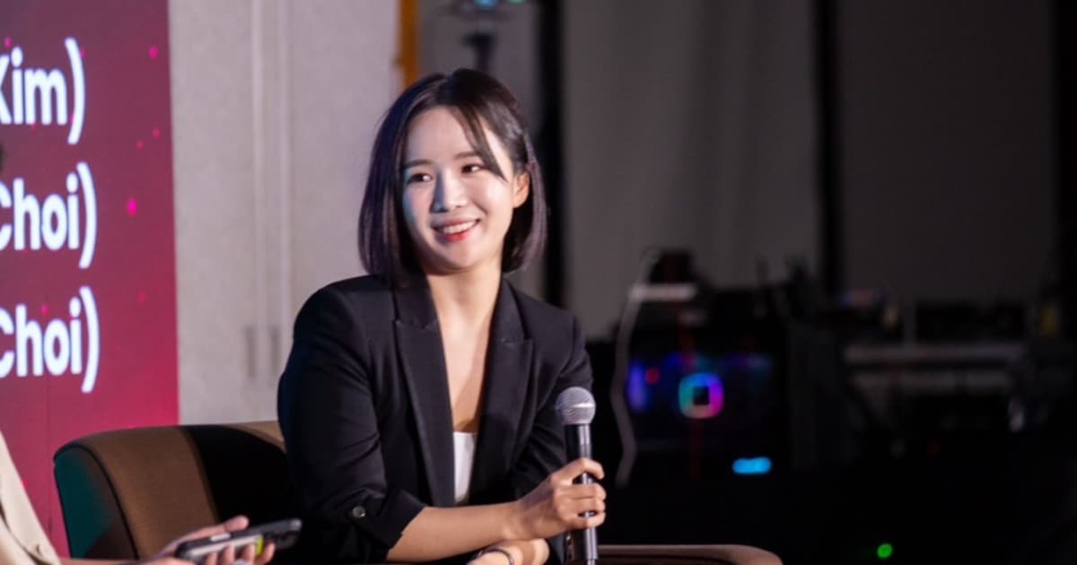 daeun choi | Travel Massive