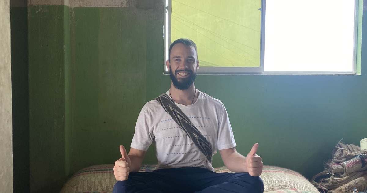 Alex Griffith | Travel Massive