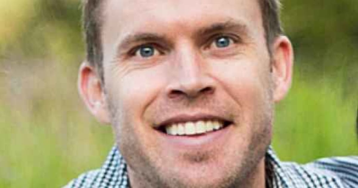 Scott Ricketts | Travel Massive