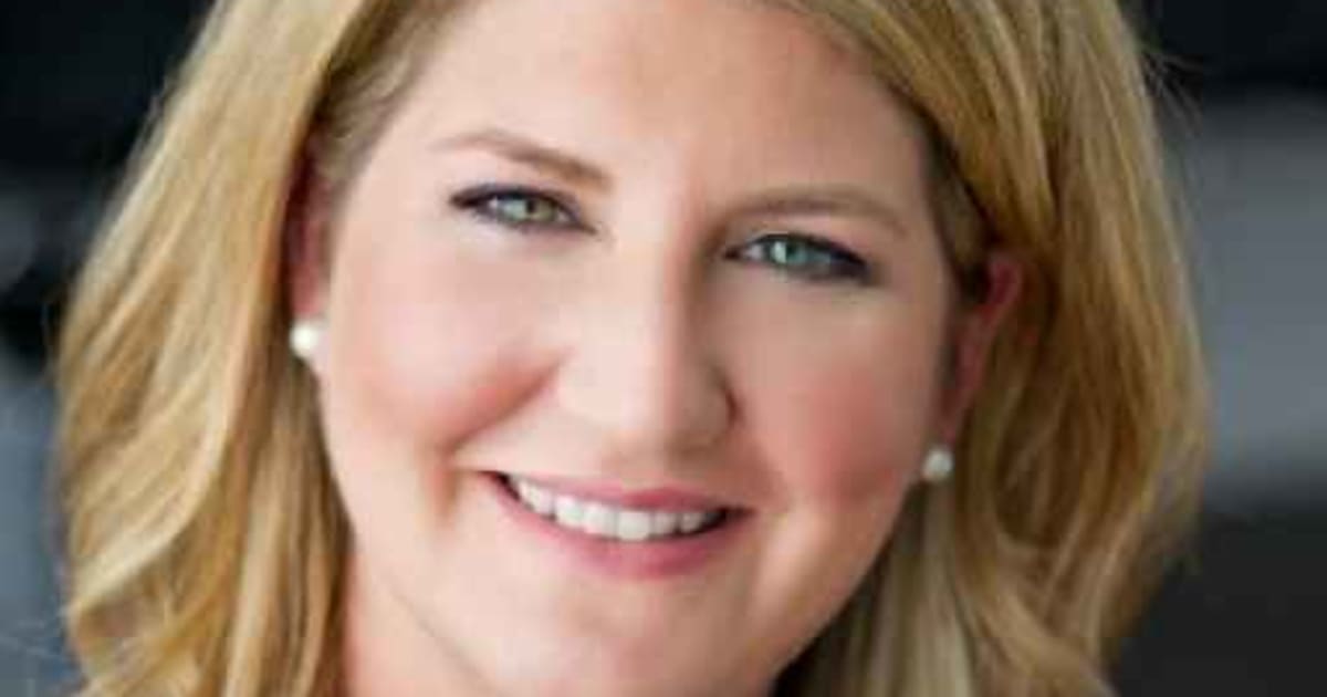 Maureen Russell | Travel Massive