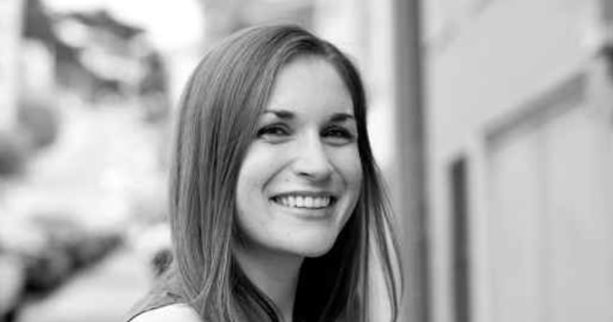 Caitlin Cardoza | Travel Massive