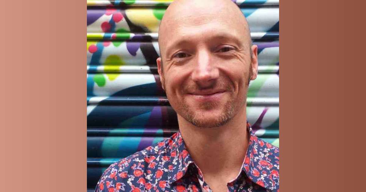 Simon Cole | Travel Massive