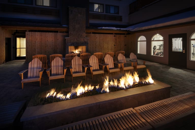 Highline Hotel in Vail Colorado. Mountain Chic Lodge near Vail Village ...