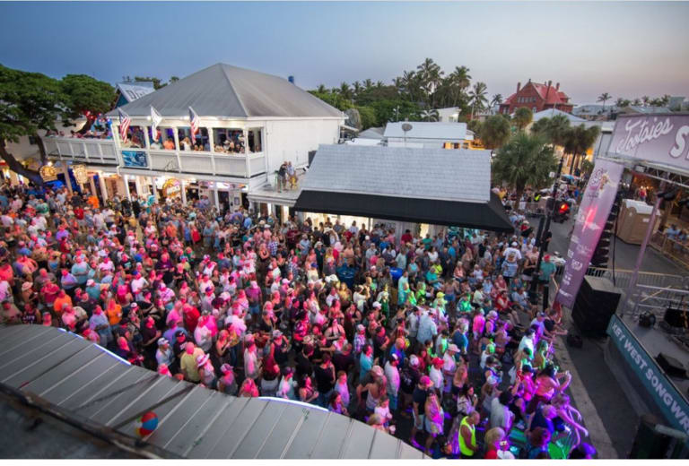 Best Dive Bars in Key West | The Marker Key West Blog