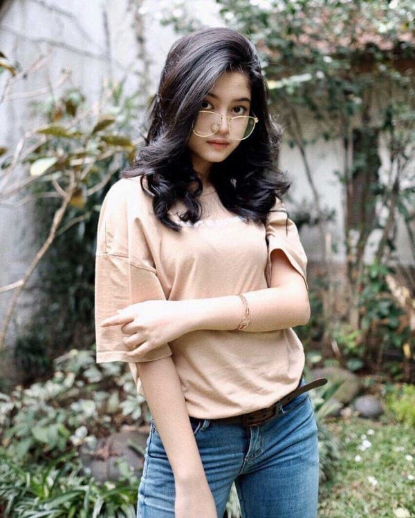 Profil Lengkap, Biodata dan Foto Yoriko Angeline - Travistory