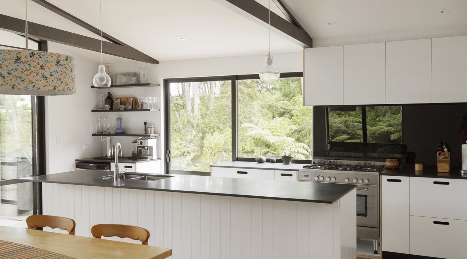 Modern living modular housing solution from Box | Trends