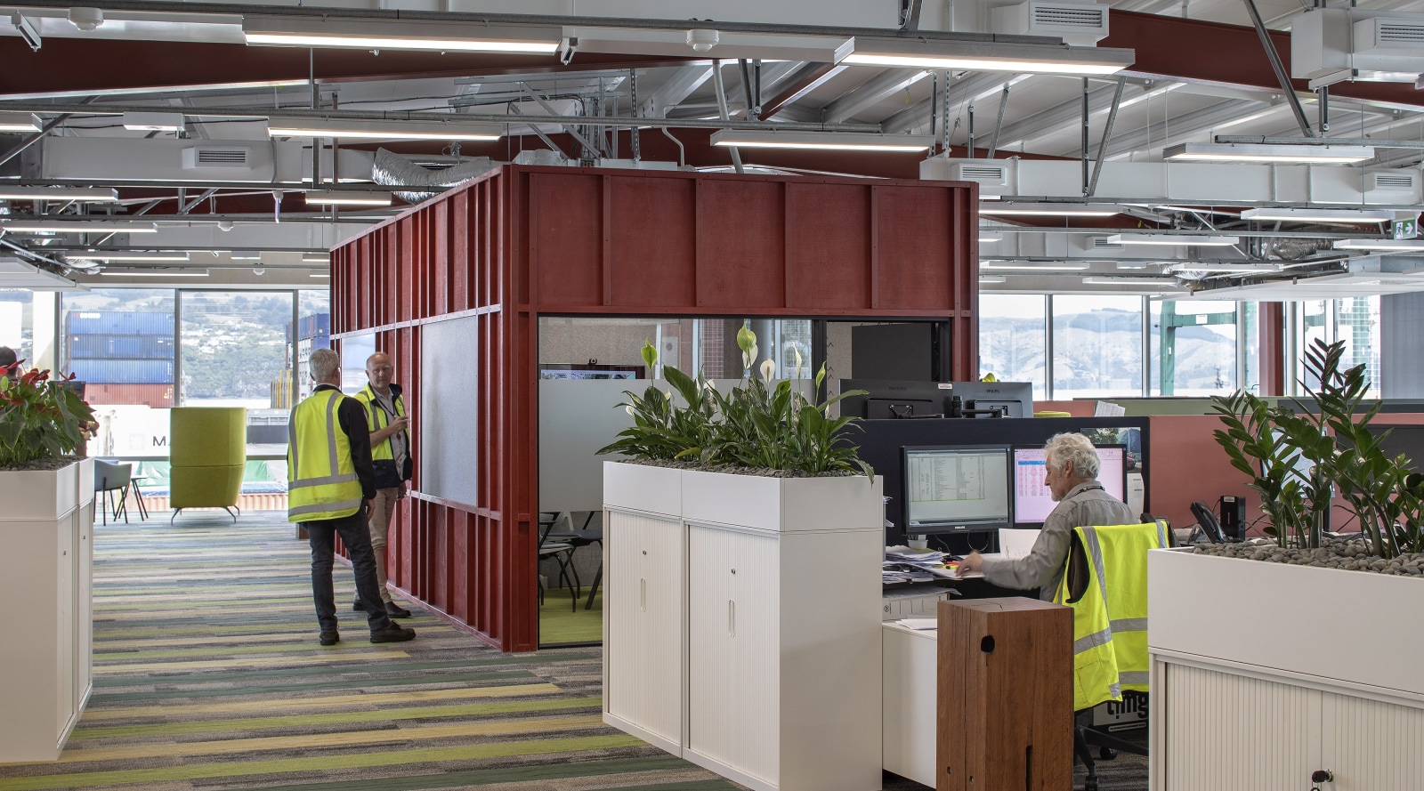 Container colour a winner | Trends