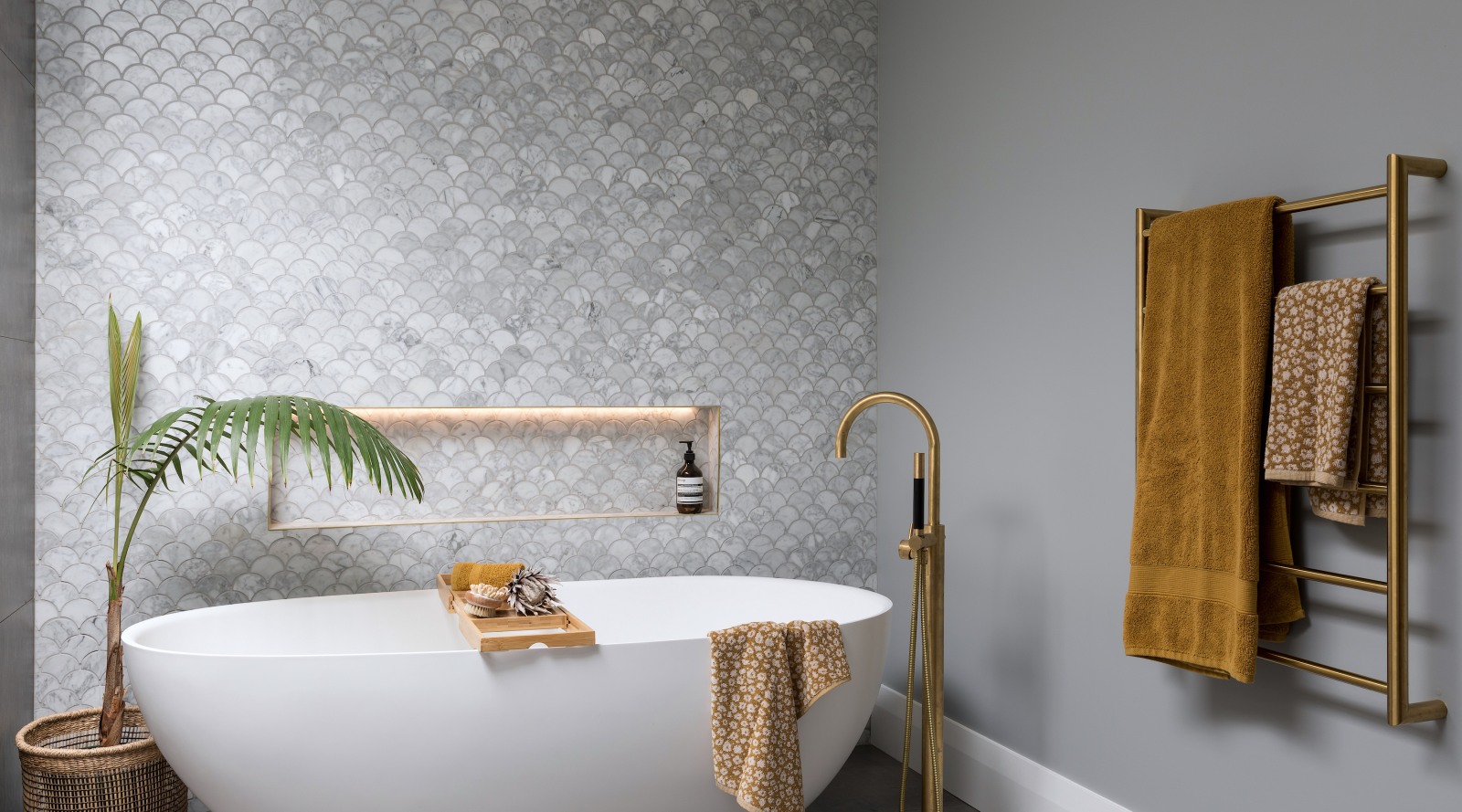 Fishtail scales and gold-look accessories create… | Trends