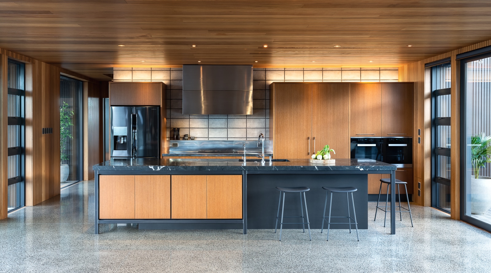 This kitchen is all about the natural look | Trends