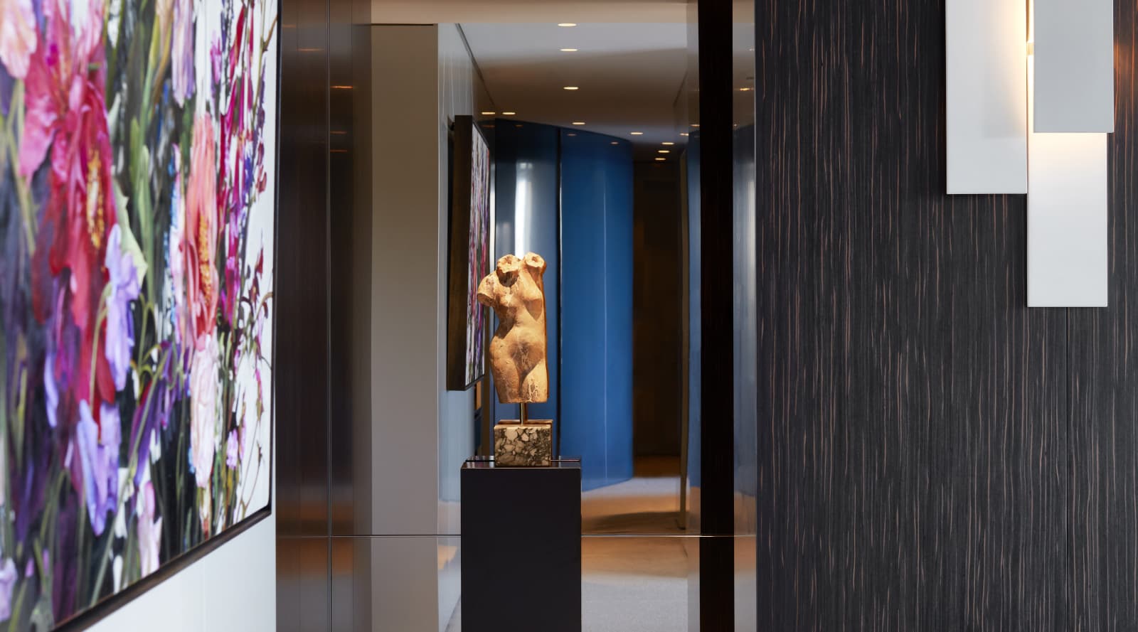 Subtle lighting enhances luxury apartment | Trends