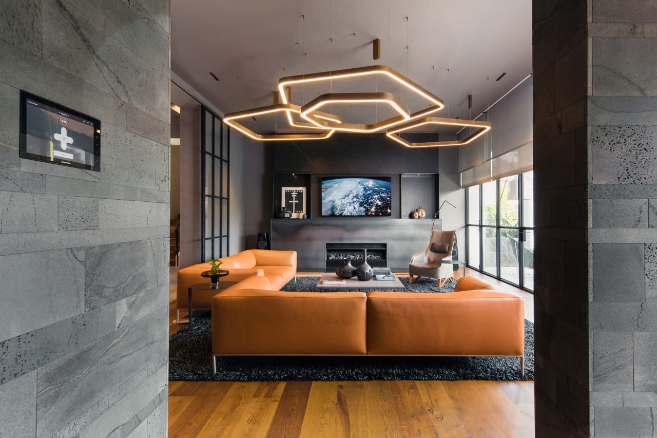 Bachelor House Design